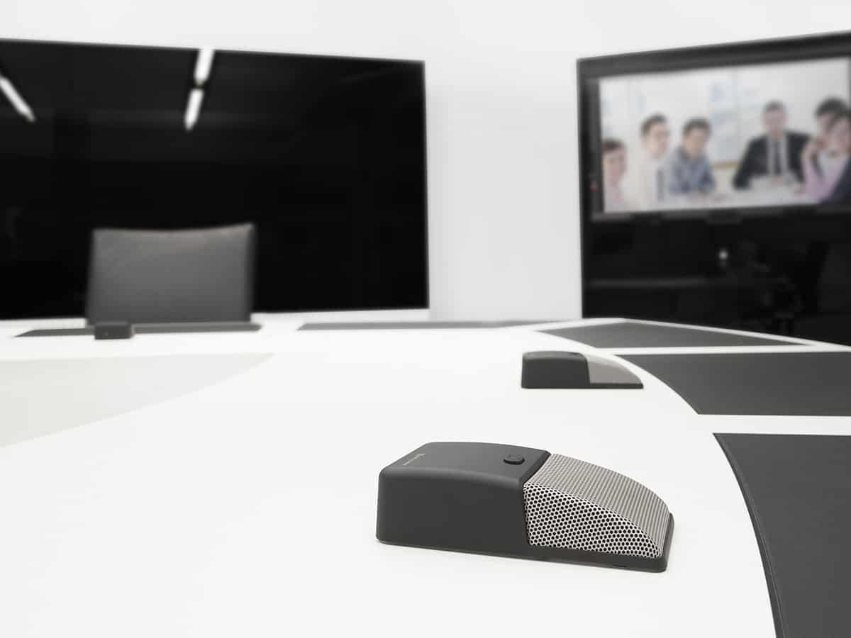 Boundary Mic Placement: Where Best To Put It - Shout4Music