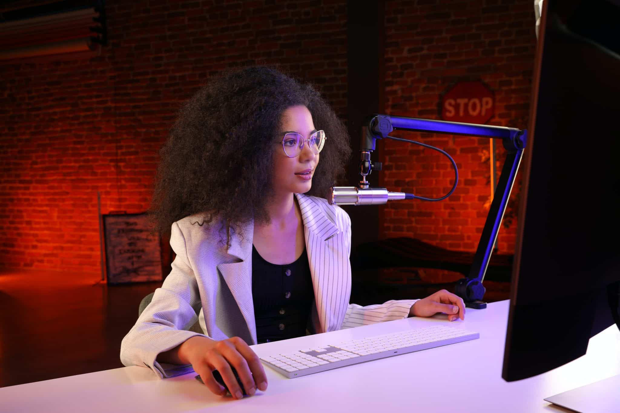 How to Get Best Sound When Streaming with One Mic - Shout4Music