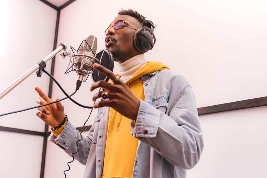 What Type of Microphone is Best for Recording Vocals? - Shout4Music
