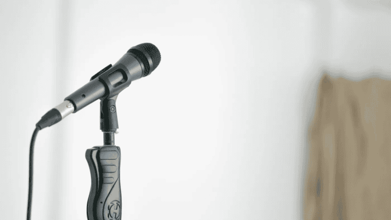 A Guide to Using Distance and Angle in Mic Placement - Shout4Music